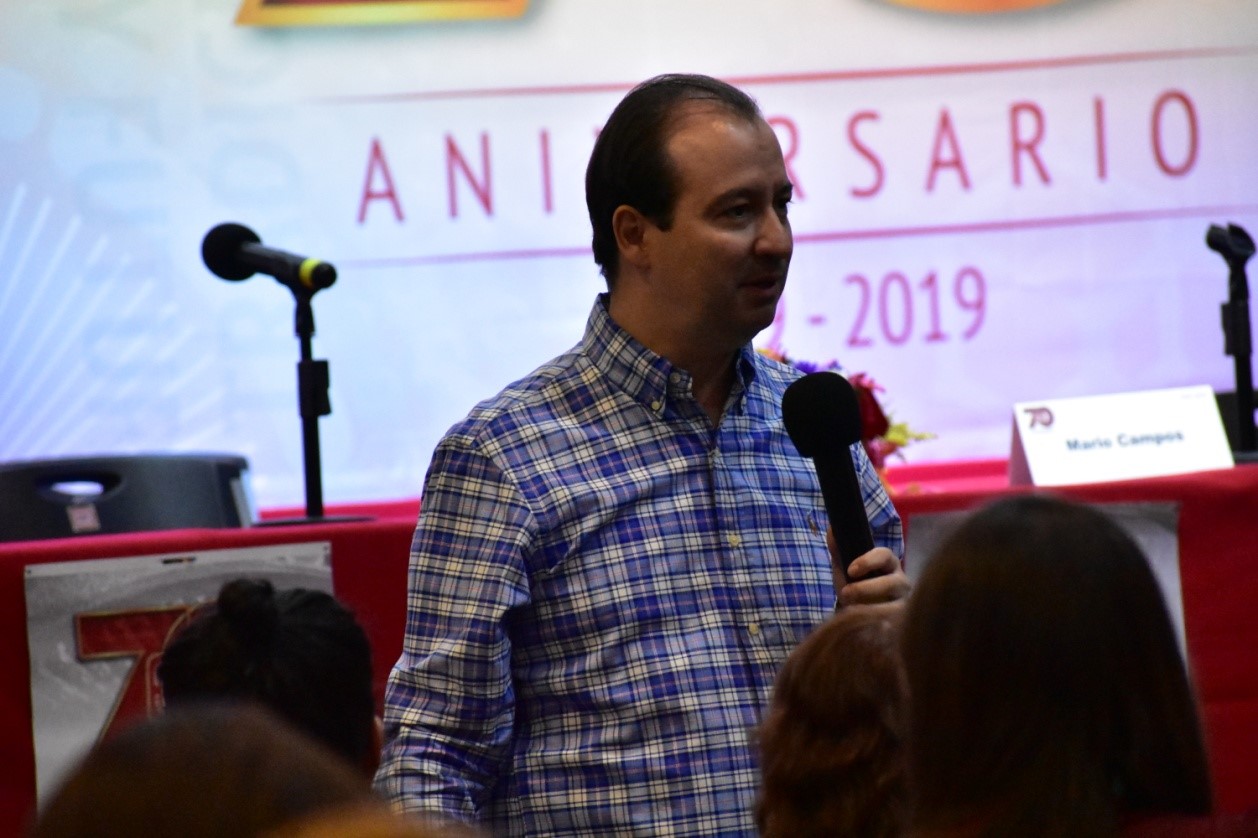 Los celulares cambian forma de hacer periodismo: Mario Campos – Ágora ...