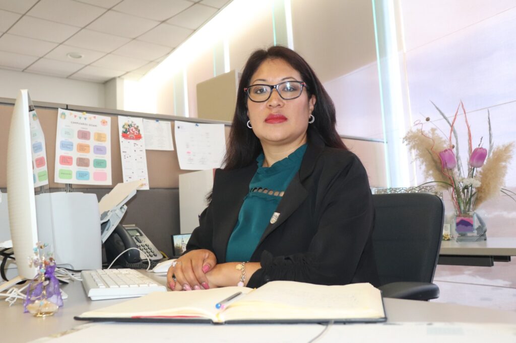 Construye Miriam Rodríguez lazos con migrantes – Ágora Digital