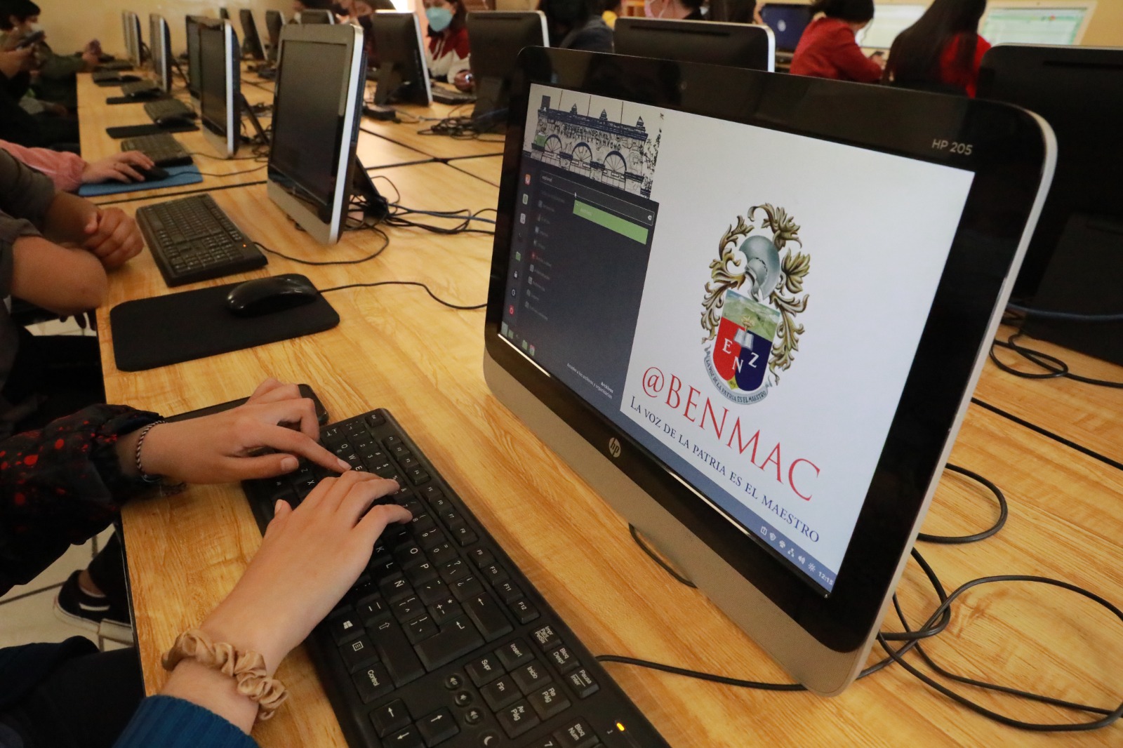 Crea BENMAC app contra acoso escolar – Ágora Digital